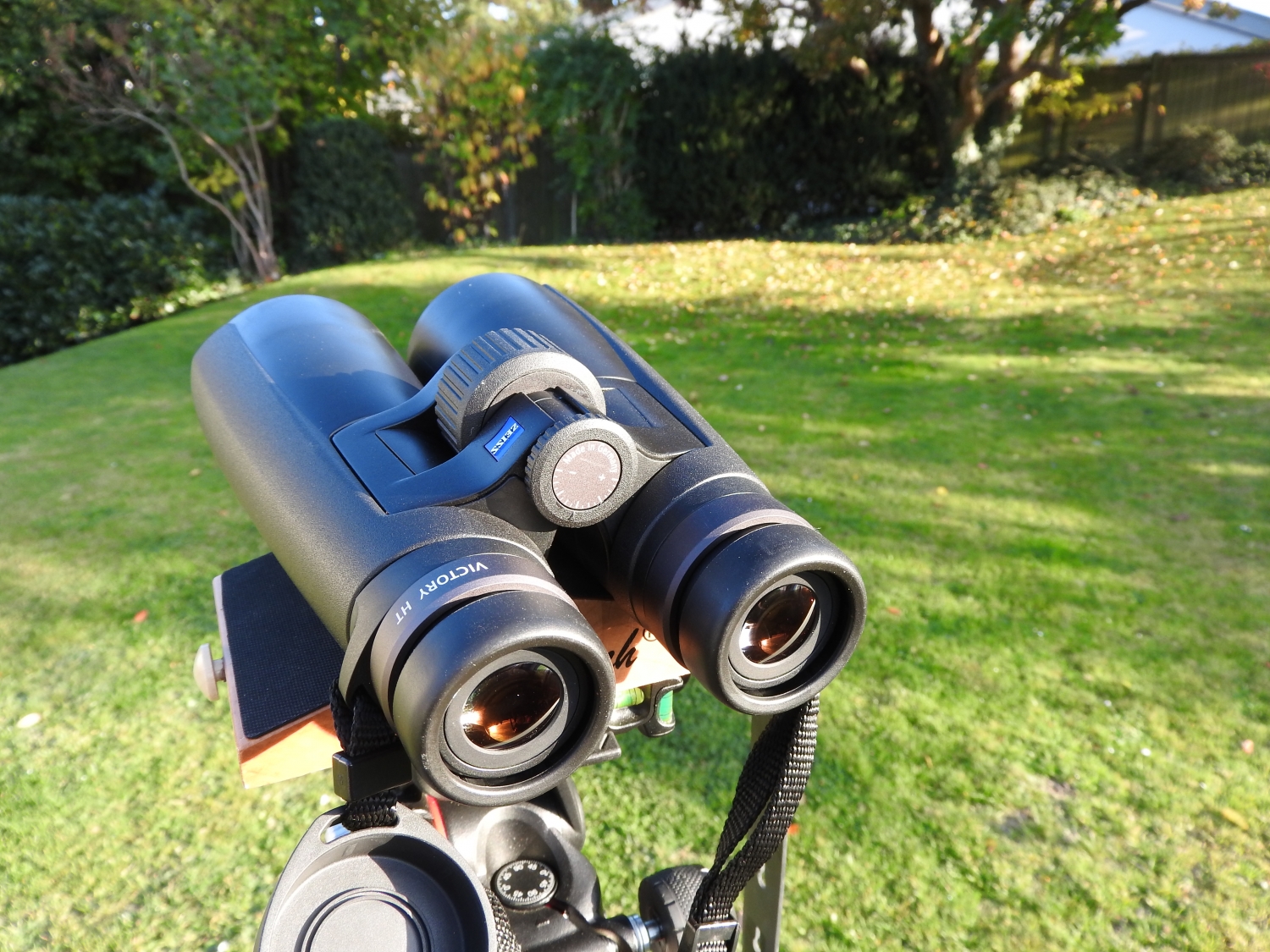 Zeiss Victory HT 8×54 – Binoculars Today
