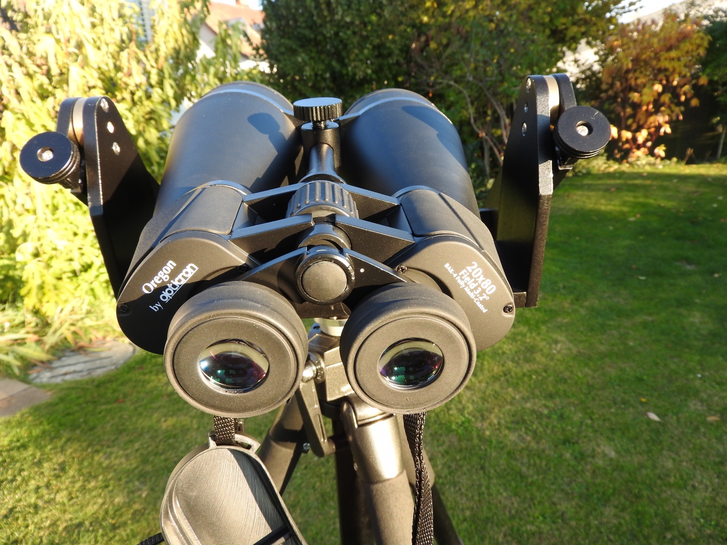 Opticron Oregon 20×80 – Binoculars Today