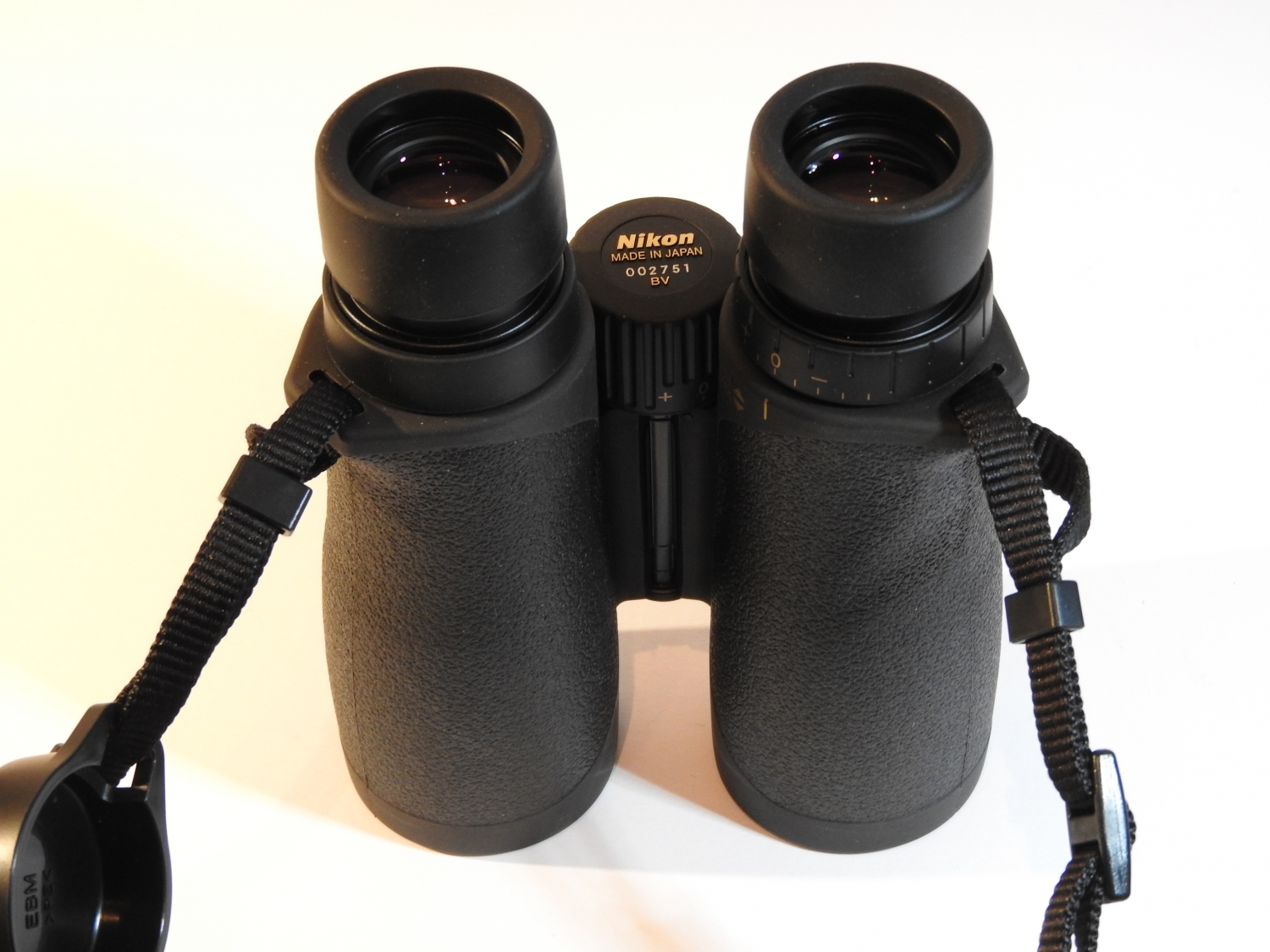 Nikon HG-L 8×42 DCF – Binoculars Today