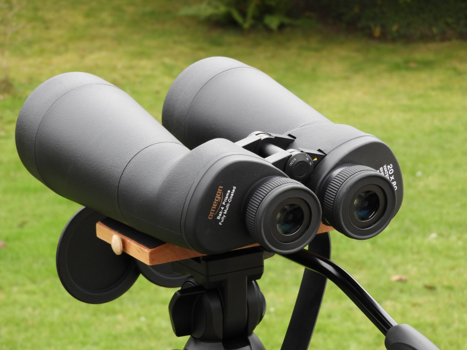 Omegon Argus 20×80 – Binoculars Today